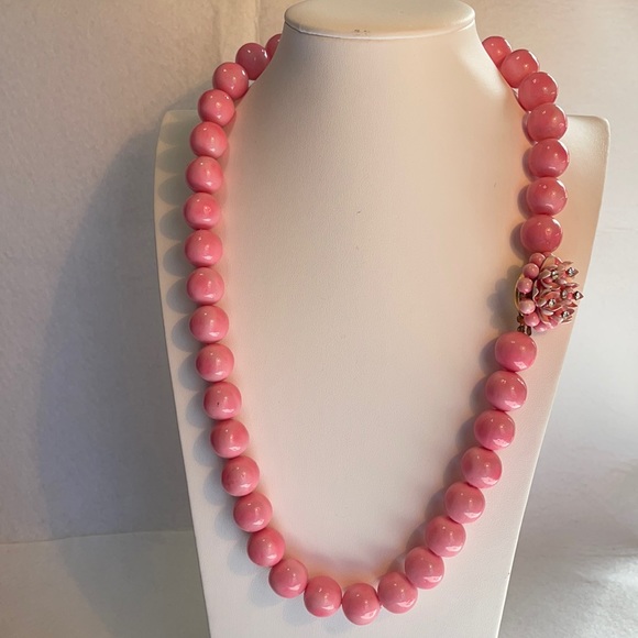Jewelry | Vintage Pink Bead Necklace 26 | Poshmark